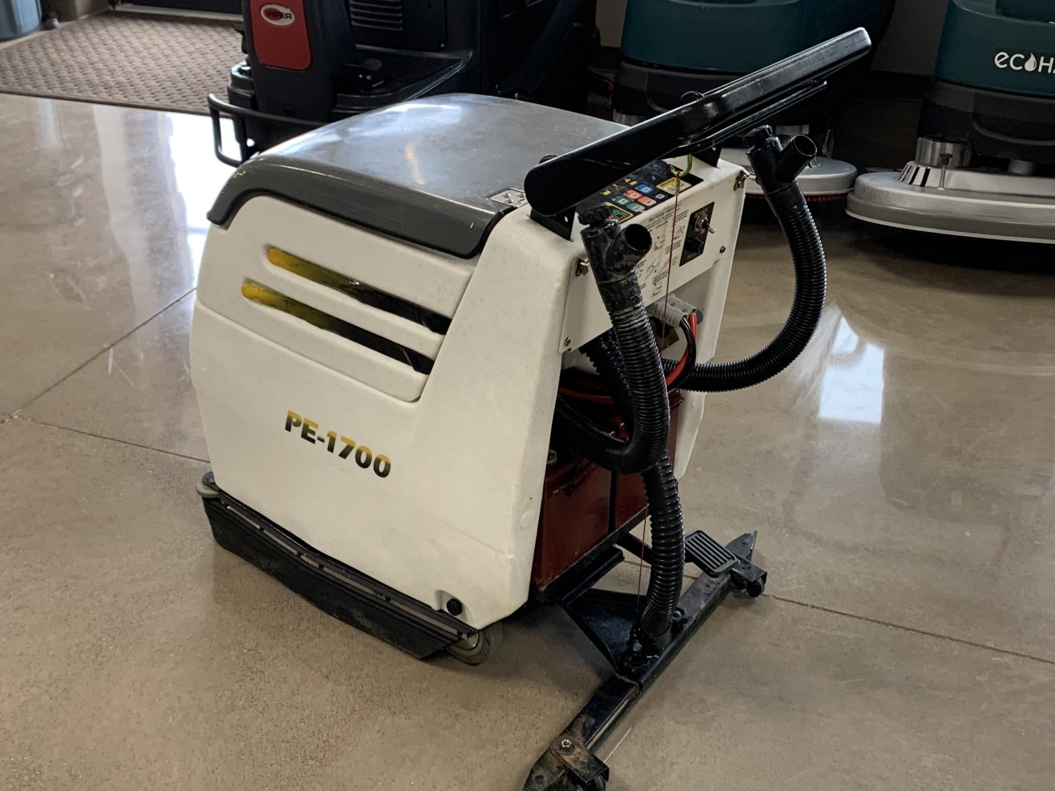 Pioneer Eclipse 17″ Walk Behind Scrubber – PE1700-Rental – etjsm.com